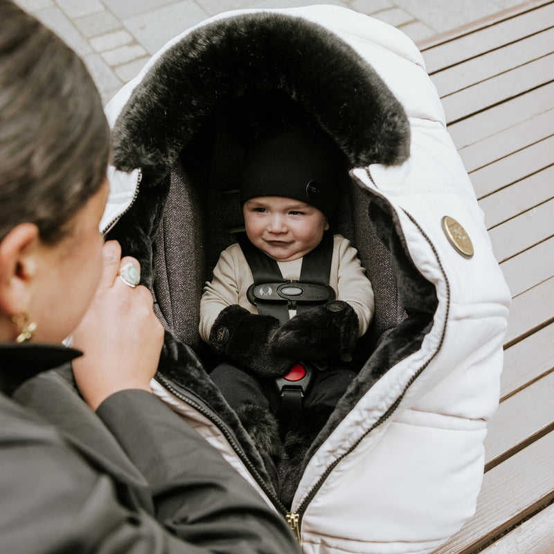 3 Season Baby Car Seat Cover | Luxurious materials - Petit Coulou